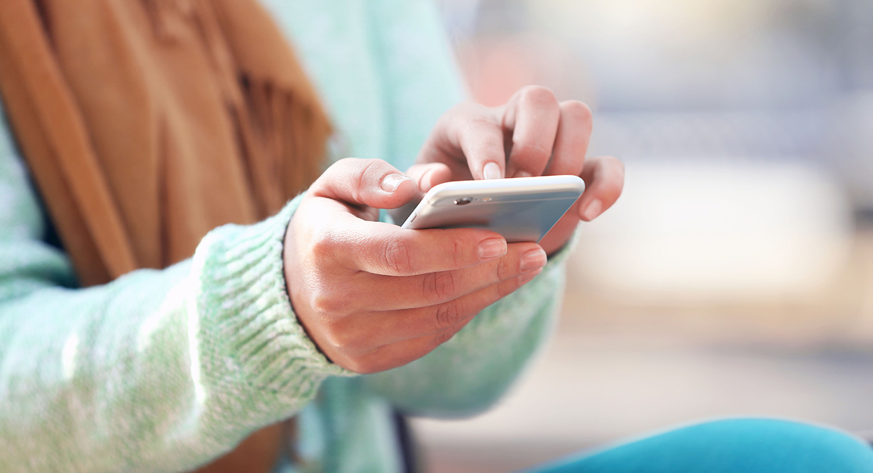 For Teens in Crisis, Help Starts with a Text - The Chicago Community Trust