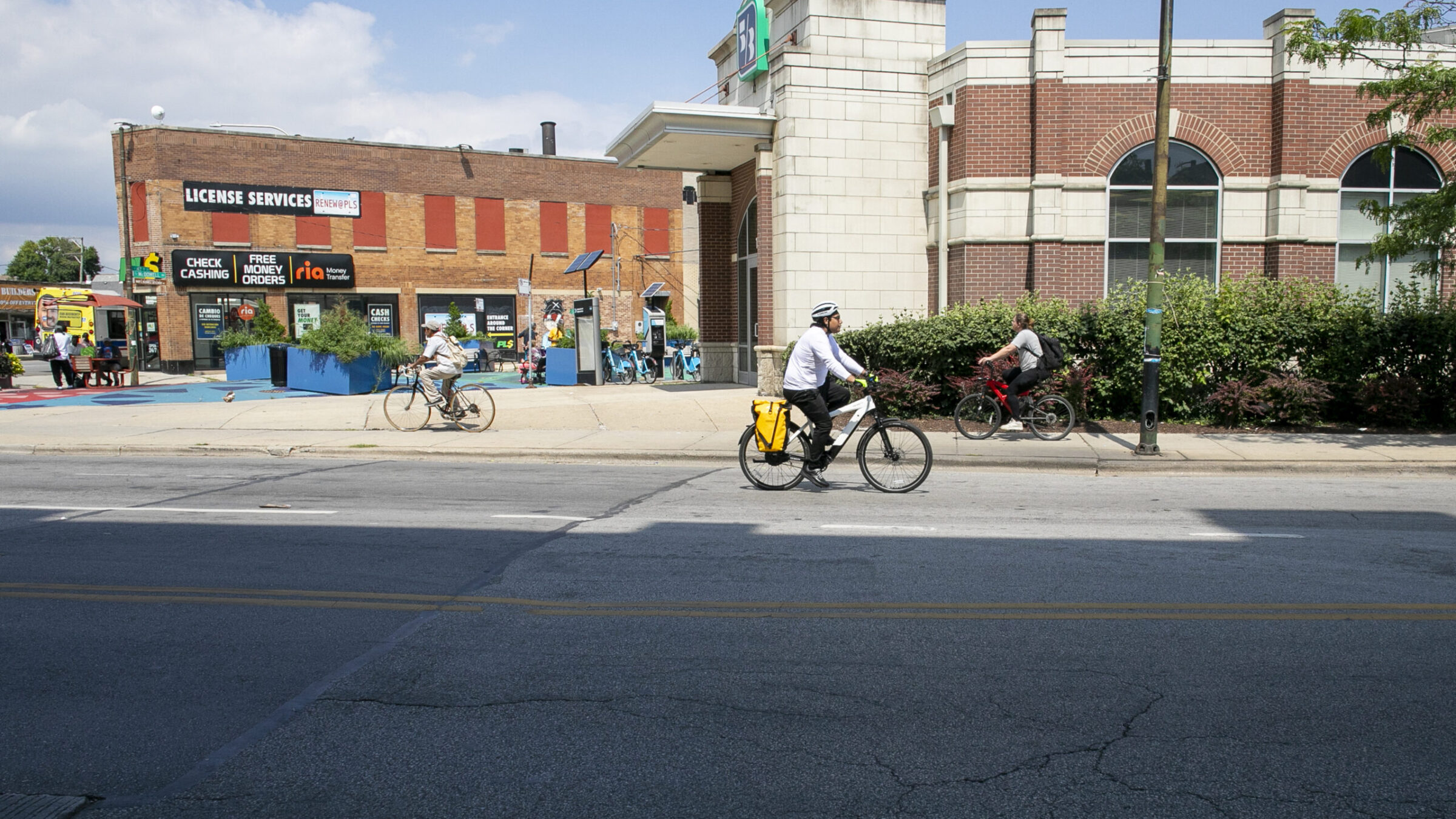 Cultivating a Bright Future in Little Village - The Chicago Community Trust