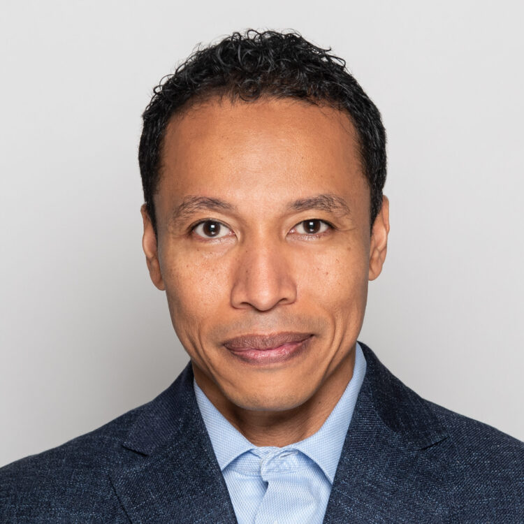 Executive Committee & Trustees - The Chicago Community Trust